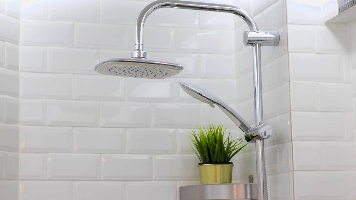 Jakie płytki pod prysznic wybrać? Inspiracje i porady | Oferteo.pl